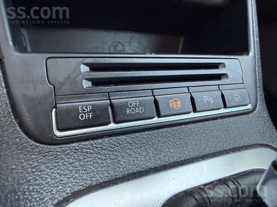 Balts Volkswagen Tiguan 2009 Rīga, ar dzinēja tilpumu 2.00 L un nobraukumu 314 tūkst. km par 3950 €, foto 10 vietnē AUTOMOTO.COM.LV