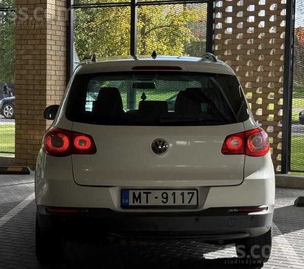 Balts Volkswagen Tiguan 2009 Rīga, ar dzinēja tilpumu 2.00 L un nobraukumu 314 tūkst. km par 3850 €, foto 6 vietnē AUTOMOTO.COM.LV