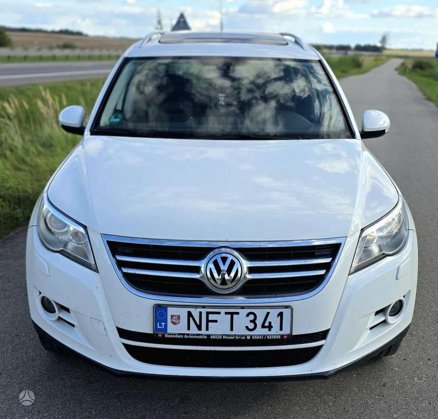 Balts Volkswagen Tiguan 2009 Šauļi, ar dzinēja tilpumu 1.98 L un nobraukumu 200 tūkst. km par 4950 €, foto 4 vietnē AUTOMOTO.COM.LV