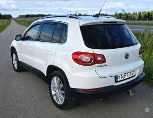 Balts Volkswagen Tiguan 2009 Šauļi, ar dzinēja tilpumu 1.98 L un nobraukumu 200 tūkst. km par 4950 €, foto 5 vietnē AUTOMOTO.COM.LV