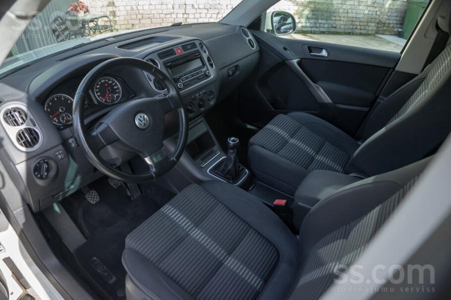Balts Volkswagen Tiguan 2009 Liepāja, ar dzinēja tilpumu 1.40 L un nobraukumu 211 tūkst. km par 6200 €, foto 9 vietnē AUTOMOTO.COM.LV