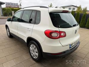 Balts Volkswagen Tiguan 2009 Rīga, ar dzinēja tilpumu 2.00 L un nobraukumu 314 tūkst. km par 4650 €, foto 4 vietnē AUTOMOTO.COM.LV