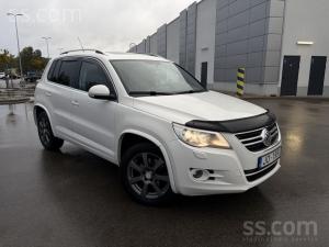 Balts Volkswagen Tiguan 2009 Rīga, ar dzinēja tilpumu 2.00 L un nobraukumu 0 tūkst. km par 4990 €, foto 3 vietnē AUTOMOTO.COM.LV