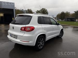 Balts Volkswagen Tiguan 2009 Rīga, ar dzinēja tilpumu 2.00 L un nobraukumu 0 tūkst. km par 4990 €, foto 5 vietnē AUTOMOTO.COM.LV