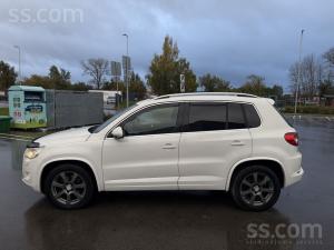 Balts Volkswagen Tiguan 2009 Rīga, ar dzinēja tilpumu 2.00 L un nobraukumu 0 tūkst. km par 4990 €, foto 6 vietnē AUTOMOTO.COM.LV