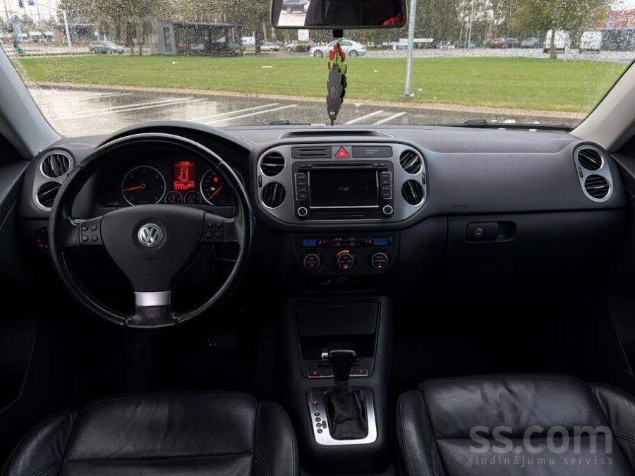 Balts Volkswagen Tiguan 2009 Rīga, ar dzinēja tilpumu 2.00 L un nobraukumu 0 tūkst. km par 4990 €, foto 8 vietnē AUTOMOTO.COM.LV