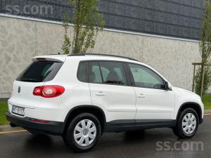 Balts Volkswagen Tiguan 2009 Rīga, ar dzinēja tilpumu 2.00 L un nobraukumu 315 tūkst. km par 4650 €, foto 9 vietnē AUTOMOTO.COM.LV