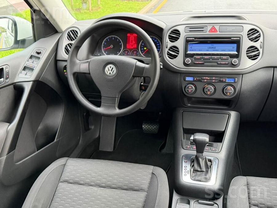 Balts Volkswagen Tiguan 2009 Rīga, ar dzinēja tilpumu 2.00 L un nobraukumu 315 tūkst. km par 4650 €, foto 15 vietnē AUTOMOTO.COM.LV