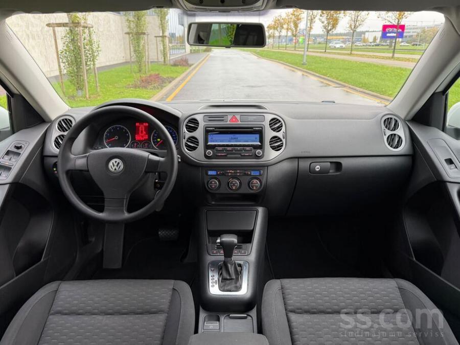 Balts Volkswagen Tiguan 2009 Rīga, ar dzinēja tilpumu 2.00 L un nobraukumu 315 tūkst. km par 4650 €, foto 16 vietnē AUTOMOTO.COM.LV
