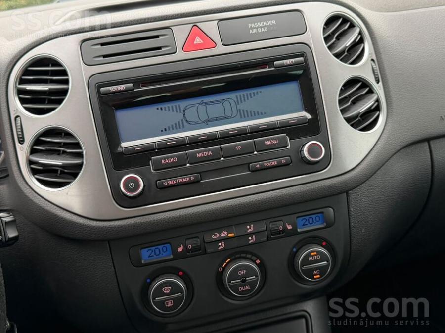 Balts Volkswagen Tiguan 2009 Rīga, ar dzinēja tilpumu 2.00 L un nobraukumu 315 tūkst. km par 4650 €, foto 20 vietnē AUTOMOTO.COM.LV