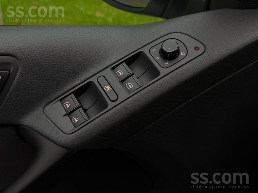 Balts Volkswagen Tiguan 2009 Rīga, ar dzinēja tilpumu 2.00 L un nobraukumu 315 tūkst. km par 4650 €, foto 24 vietnē AUTOMOTO.COM.LV