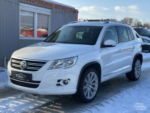 White Volkswagen Tiguan 2010 in Pabrade, with an engine capacity of 2.00 L and mileage of 217 thousand km for 6799 €, photo  on AUTOMOTO.COM.LV