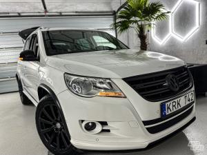 White Volkswagen Tiguan 2010 in Kaunas, with an engine capacity of 2.00 L and mileage of 315 thousand km for 7150 €, photo 16 on AUTOMOTO.COM.LV