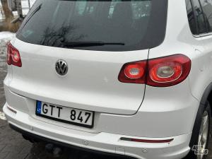 Белый Фольксваген Тигуан 2010 в Вильнюс, объемом двигателя 2.00 л и пробегом 308 тыс. км за 6700 €, фото 5 на AUTOMOTO.COM.LV