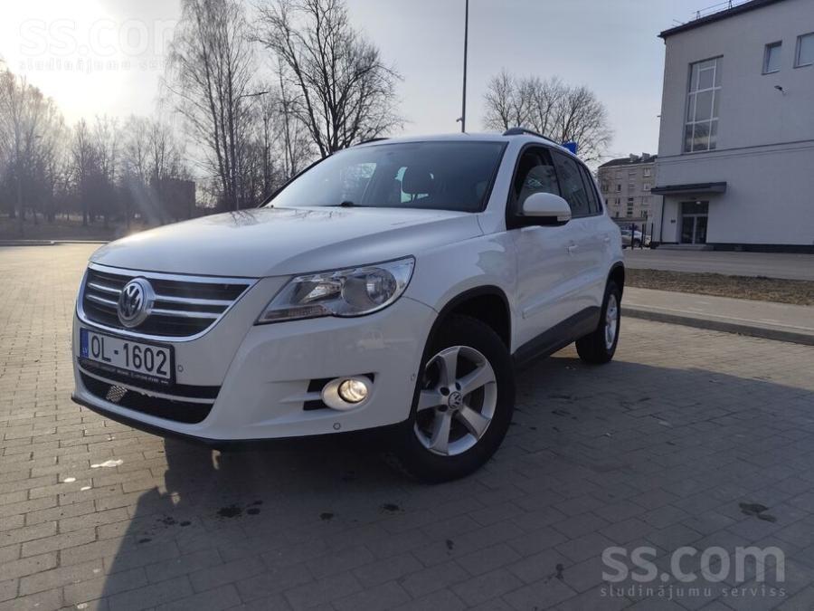 Balts Volkswagen Tiguan 2010 Rēzekne, ar dzinēja tilpumu 2.00 L un nobraukumu 269 tūkst. km par 6900 €, foto 3 vietnē AUTOMOTO.COM.LV