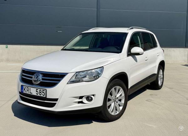 Balts Volkswagen Tiguan 2010 Kauņa, ar dzinēja tilpumu 1.97 L un nobraukumu 230 tūkst. km par 6500 €, foto 2 vietnē AUTOMOTO.COM.LV