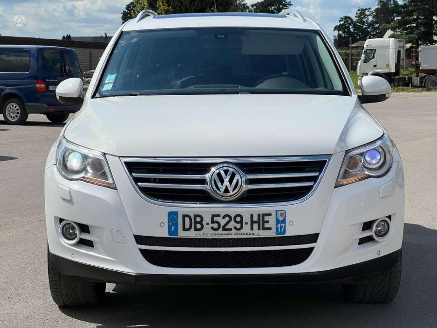 Balts Volkswagen Tiguan 2010 Tauragė, ar dzinēja tilpumu 1.39 L un nobraukumu 198 tūkst. km par 5500 €, foto 8 vietnē AUTOMOTO.COM.LV