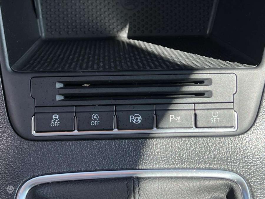 Balts Volkswagen Tiguan 2010 Tauragė, ar dzinēja tilpumu 1.39 L un nobraukumu 198 tūkst. km par 5500 €, foto 12 vietnē AUTOMOTO.COM.LV