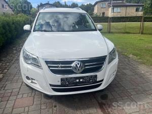 White Volkswagen Tiguan 2010 in Riga, with an engine capacity of 1.40 L and mileage of 195 thousand km for 4950 €, photo  on AUTOMOTO.COM.LV