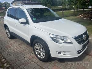 Balts Volkswagen Tiguan 2010 Rīga, ar dzinēja tilpumu 1.40 L un nobraukumu 195 tūkst. km par 4950 €, foto 3 vietnē AUTOMOTO.COM.LV
