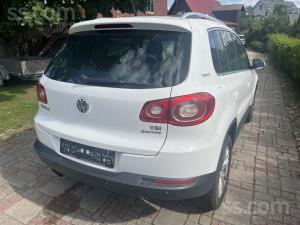 Balts Volkswagen Tiguan 2010 Rīga, ar dzinēja tilpumu 1.40 L un nobraukumu 195 tūkst. km par 4950 €, foto 5 vietnē AUTOMOTO.COM.LV