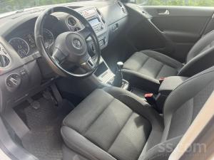 Balts Volkswagen Tiguan 2010 Rīga, ar dzinēja tilpumu 1.40 L un nobraukumu 195 tūkst. km par 4950 €, foto 6 vietnē AUTOMOTO.COM.LV