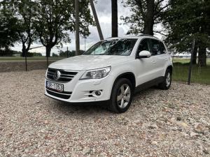 White Volkswagen Tiguan 2010 in Cesis, with an engine capacity of 1.40 L and mileage of 0 thousand km for 7700 €, photo  on AUTOMOTO.COM.LV