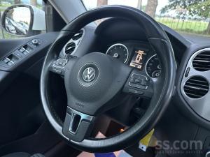 White Volkswagen Tiguan 2010 in Cesis, with an engine capacity of 1.40 L and mileage of 0 thousand km for 7700 €, photo 14 on AUTOMOTO.COM.LV