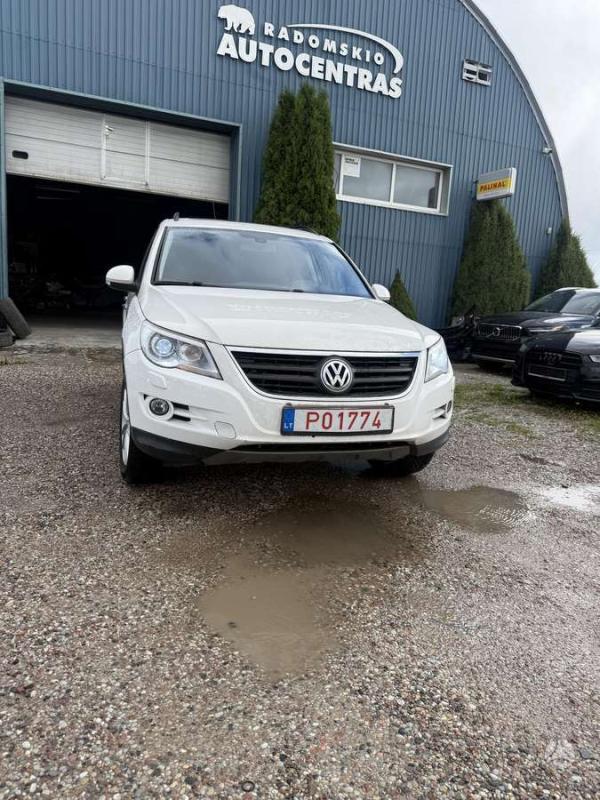 Balts Volkswagen Tiguan 2010 Jurbarkas, ar dzinēja tilpumu 1.97 L un nobraukumu 271 tūkst. km par 4850 €, foto 1 vietnē AUTOMOTO.COM.LV