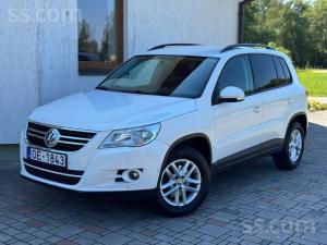 Balts Volkswagen Tiguan 2011 Jelgava, ar dzinēja tilpumu 2.00 L un nobraukumu 238 tūkst. km par 6950 €, foto 2 vietnē AUTOMOTO.COM.LV