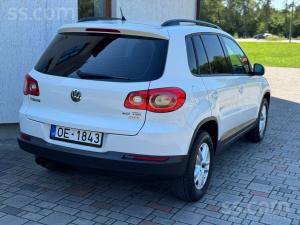 Balts Volkswagen Tiguan 2011 Jelgava, ar dzinēja tilpumu 2.00 L un nobraukumu 238 tūkst. km par 6950 €, foto 8 vietnē AUTOMOTO.COM.LV