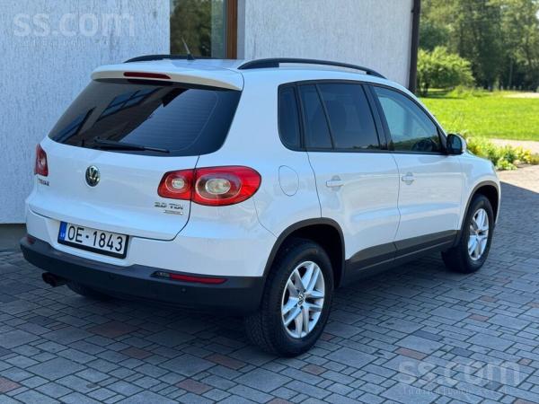Balts Volkswagen Tiguan 2011 Jelgava, ar dzinēja tilpumu 2.00 L un nobraukumu 238 tūkst. km par 6950 €, foto 9 vietnē AUTOMOTO.COM.LV