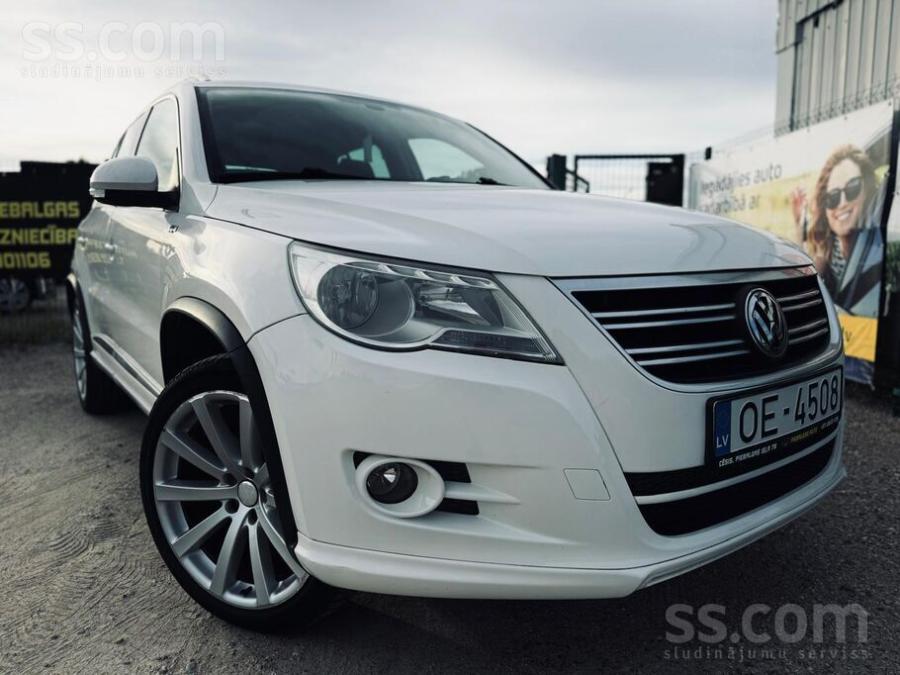 Balts Volkswagen Tiguan 2011 Cēsis, ar dzinēja tilpumu 2.00 L un nobraukumu 0 tūkst. km par 8200 €, foto 1 vietnē AUTOMOTO.COM.LV