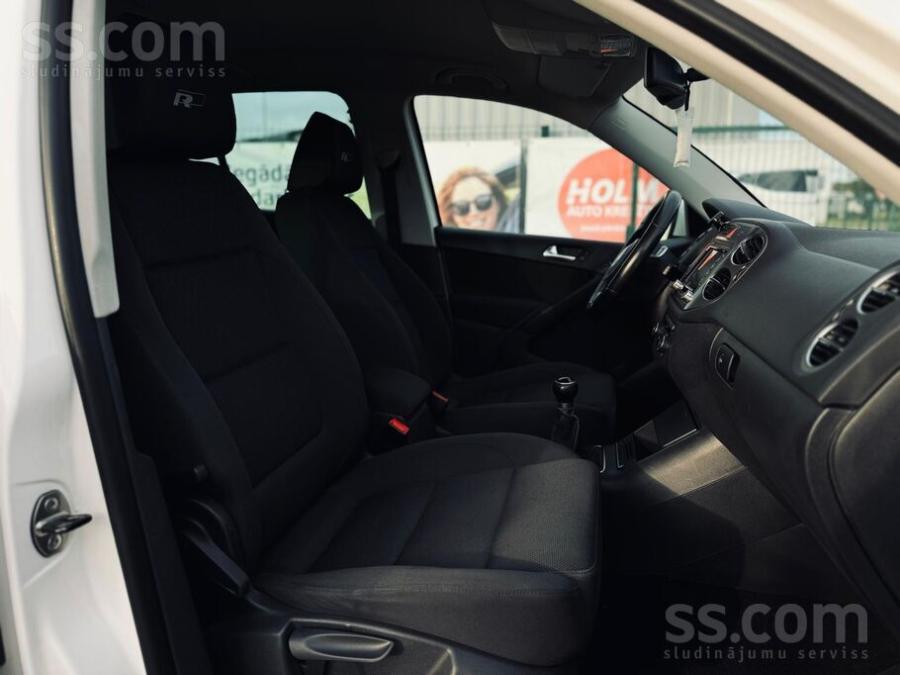 Balts Volkswagen Tiguan 2011 Cēsis, ar dzinēja tilpumu 2.00 L un nobraukumu 0 tūkst. km par 8200 €, foto 12 vietnē AUTOMOTO.COM.LV