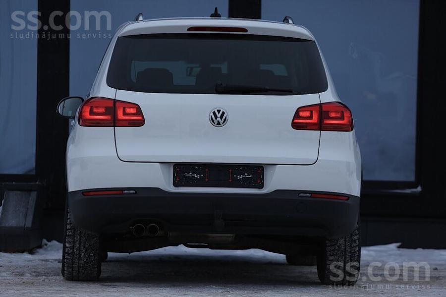 Balts Volkswagen Tiguan 2011 Tukums, ar dzinēja tilpumu 2.00 L un nobraukumu 219 tūkst. km par 9950 €, foto 3 vietnē AUTOMOTO.COM.LV