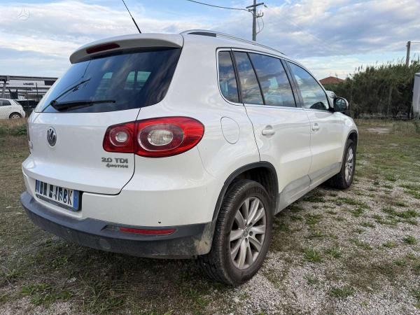Balts Volkswagen Tiguan 2011 Utena, ar dzinēja tilpumu 1.97 L un nobraukumu 165 tūkst. km par 7700 €, foto 3 vietnē AUTOMOTO.COM.LV