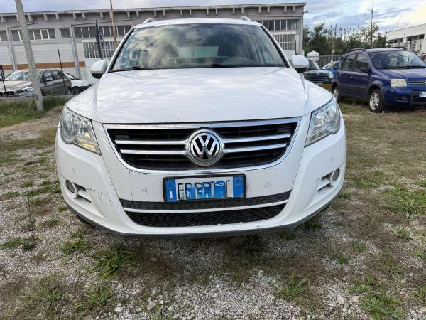 Balts Volkswagen Tiguan 2011 Utena, ar dzinēja tilpumu 1.97 L un nobraukumu 165 tūkst. km par 7700 €, foto 6 vietnē AUTOMOTO.COM.LV