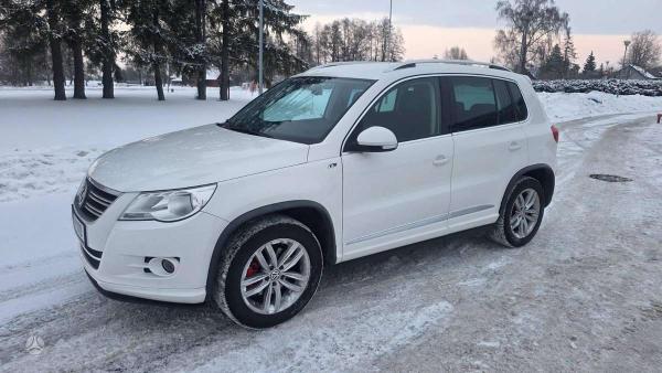 Balts Volkswagen Tiguan 2011 Kauņa, ar dzinēja tilpumu 1.39 L un nobraukumu 236 tūkst. km par 5200 €, foto 1 vietnē AUTOMOTO.COM.LV