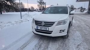 Balts Volkswagen Tiguan 2011 Kauņa, ar dzinēja tilpumu 1.39 L un nobraukumu 236 tūkst. km par 5200 €, foto 3 vietnē AUTOMOTO.COM.LV