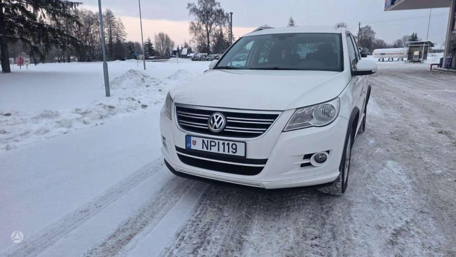 Balts Volkswagen Tiguan 2011 Kauņa, ar dzinēja tilpumu 1.39 L un nobraukumu 236 tūkst. km par 5200 €, foto 3 vietnē AUTOMOTO.COM.LV