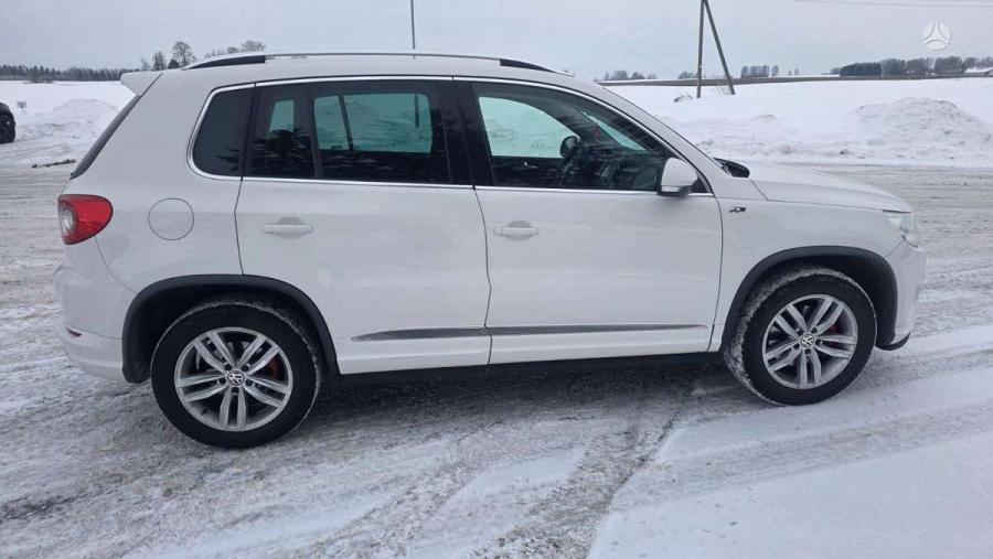 Balts Volkswagen Tiguan 2011 Kauņa, ar dzinēja tilpumu 1.39 L un nobraukumu 236 tūkst. km par 5200 €, foto 4 vietnē AUTOMOTO.COM.LV