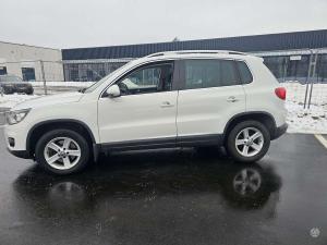 Balts Volkswagen Tiguan 2011 Kauņa, ar dzinēja tilpumu 1.39 L un nobraukumu 218 tūkst. km par 7899 €, foto 10 vietnē AUTOMOTO.COM.LV
