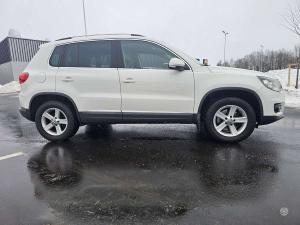 Balts Volkswagen Tiguan 2011 Kauņa, ar dzinēja tilpumu 1.39 L un nobraukumu 218 tūkst. km par 7899 €, foto 27 vietnē AUTOMOTO.COM.LV