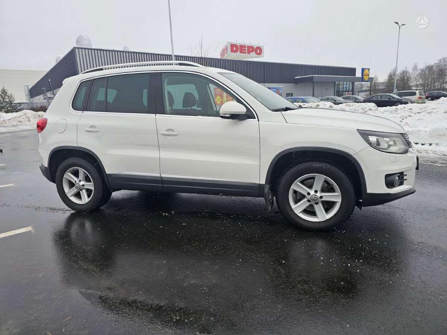 Balts Volkswagen Tiguan 2011 Kauņa, ar dzinēja tilpumu 1.39 L un nobraukumu 218 tūkst. km par 7899 €, foto 31 vietnē AUTOMOTO.COM.LV