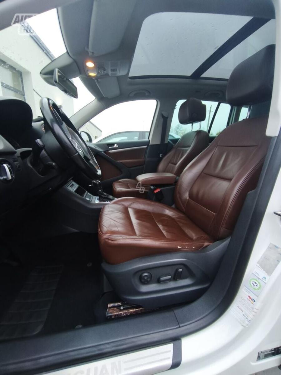 White Volkswagen Tiguan 2011 in Klaipeda, with an engine capacity of 2.00 L and mileage of 259 thousand km for 7000 €, photo 11 on AUTOMOTO.COM.LV