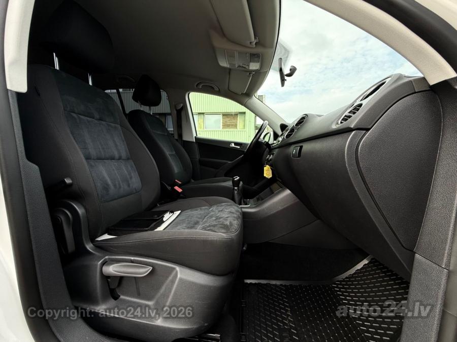 Balts Volkswagen Tiguan 2011 Tartu, ar dzinēja tilpumu 2.00 L un nobraukumu 130 tūkst. km par 9899 €, foto 17 vietnē AUTOMOTO.COM.LV