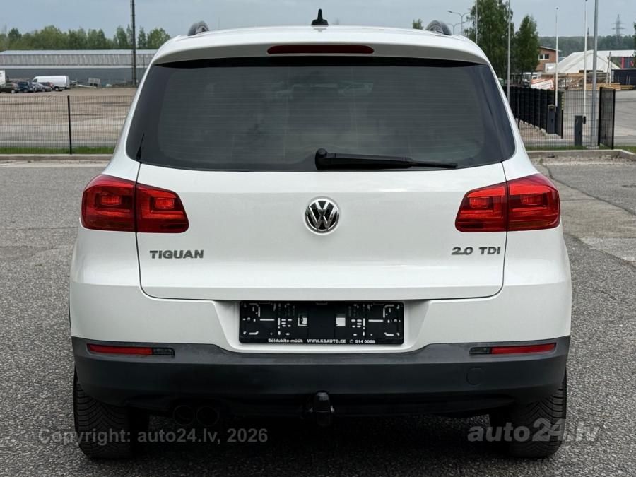 Balts Volkswagen Tiguan 2011 Tartu, ar dzinēja tilpumu 2.00 L un nobraukumu 130 tūkst. km par 9899 €, foto 27 vietnē AUTOMOTO.COM.LV