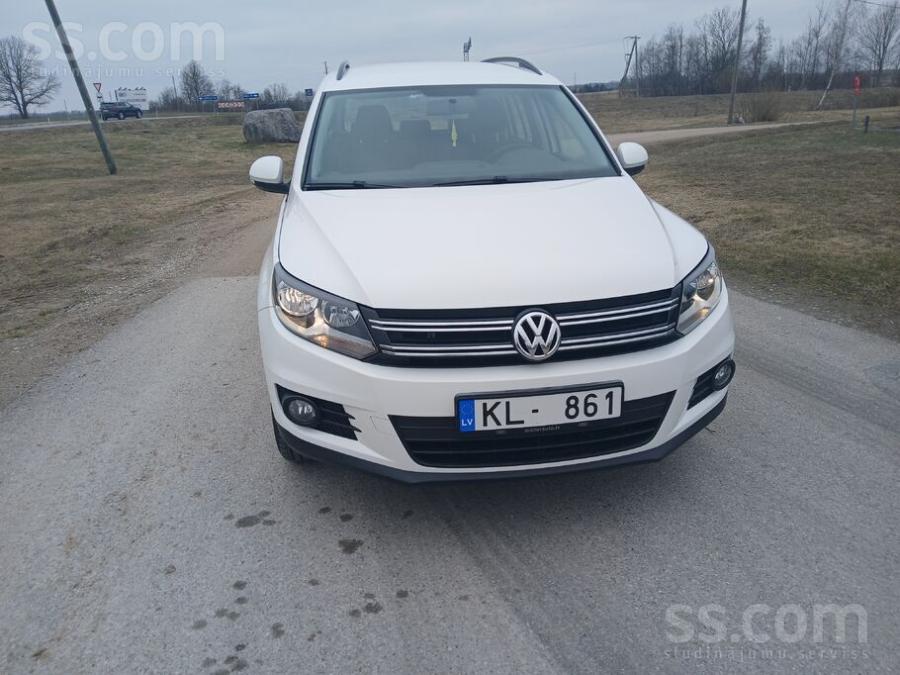 Balts Volkswagen Tiguan 2011 Tukums, ar dzinēja tilpumu 2.00 L un nobraukumu 147 tūkst. km par 8500 €, foto 4 vietnē AUTOMOTO.COM.LV