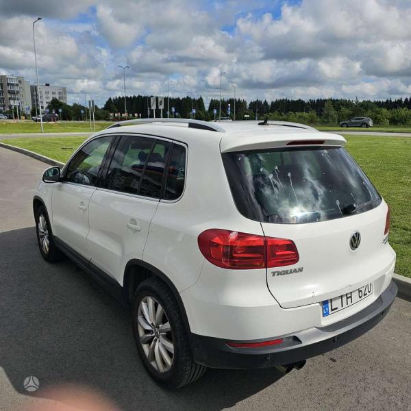 Balts Volkswagen Tiguan 2011 Gargždai, ar dzinēja tilpumu 2.00 L un nobraukumu 246 tūkst. km par 7777 €, foto 6 vietnē AUTOMOTO.COM.LV