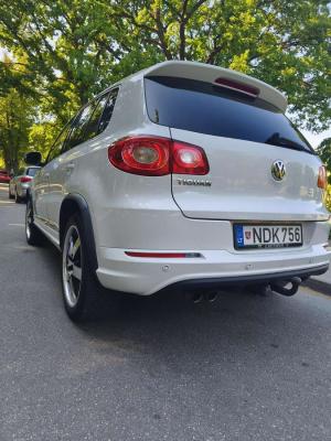 Balts Volkswagen Tiguan 2011 Kėdainiai, ar dzinēja tilpumu 1.98 L un nobraukumu 246 tūkst. km par 6000 €, foto  vietnē AUTOMOTO.COM.LV